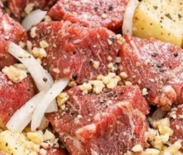 Slow Cooker 5-Ingredient Beef Stew with Chuck Roast and Potatoes ...